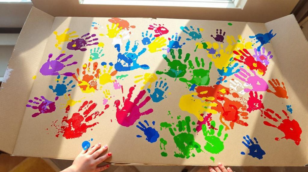7 No-Cost Art Projects For 3-Year-Olds Today - Artful Toddlers